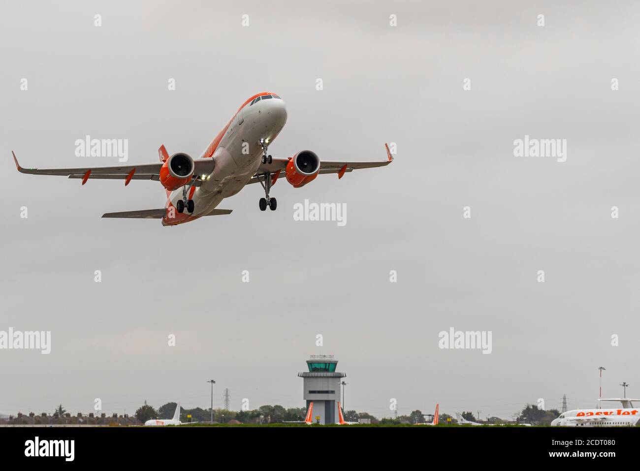 Flight number hi-res stock photography and images - Alamy