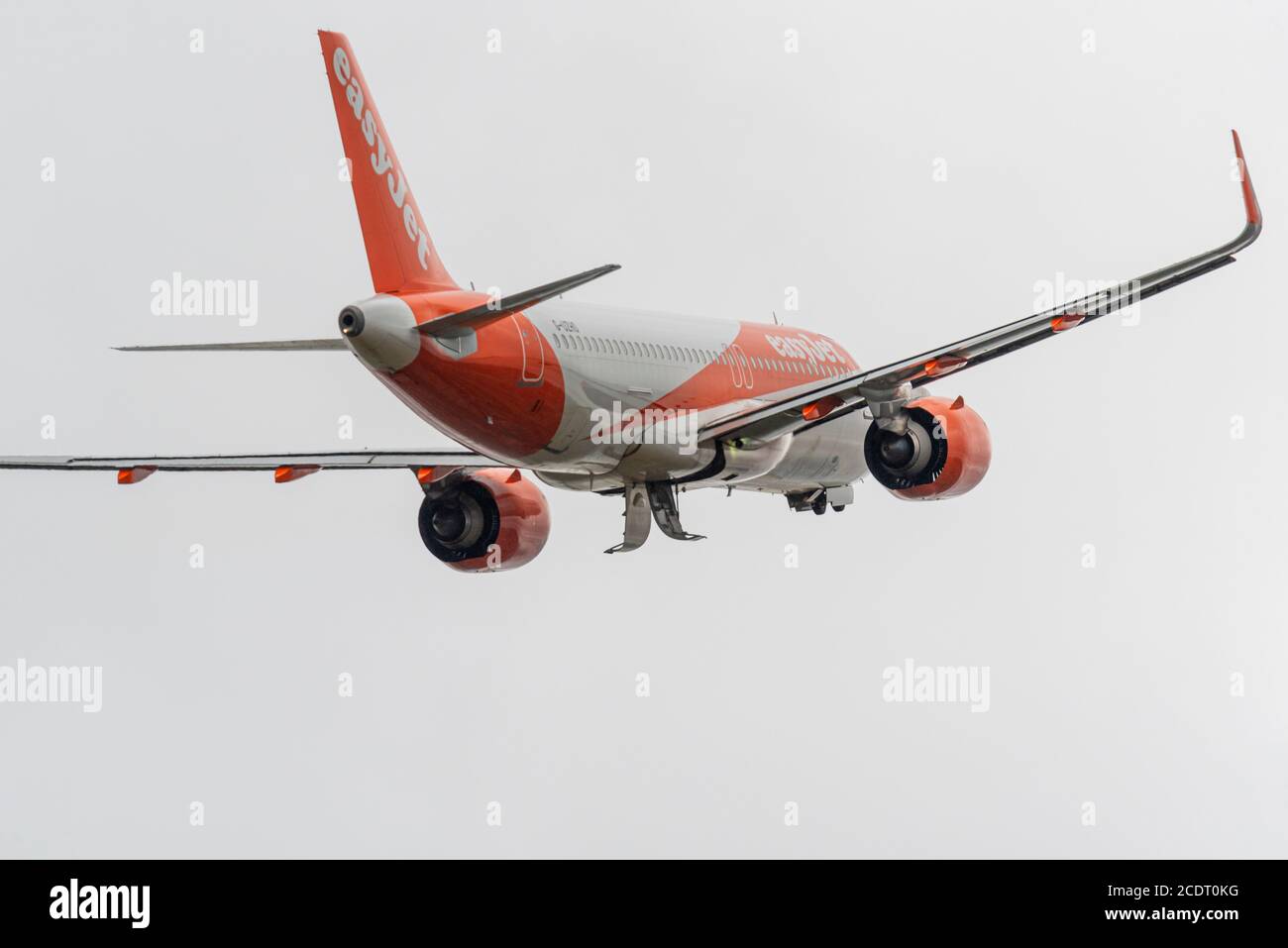 Flight number hi-res stock photography and images - Alamy