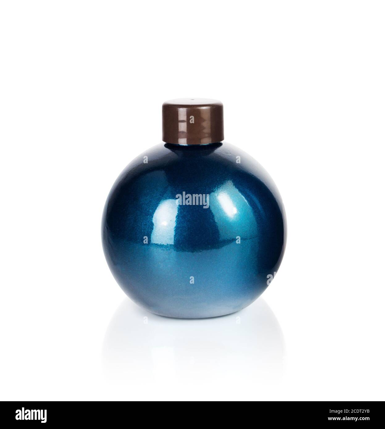 Blank cosmetic bottle mockup Cut Out Stock Images & Pictures - Alamy