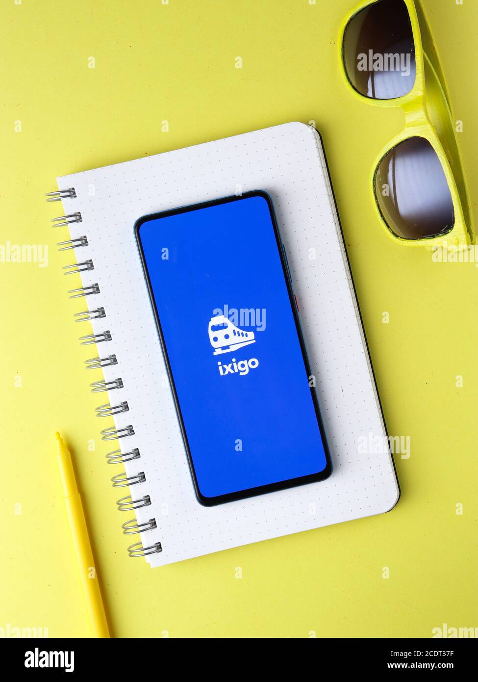 Ixigo logo hi-res stock photography and images - Alamy