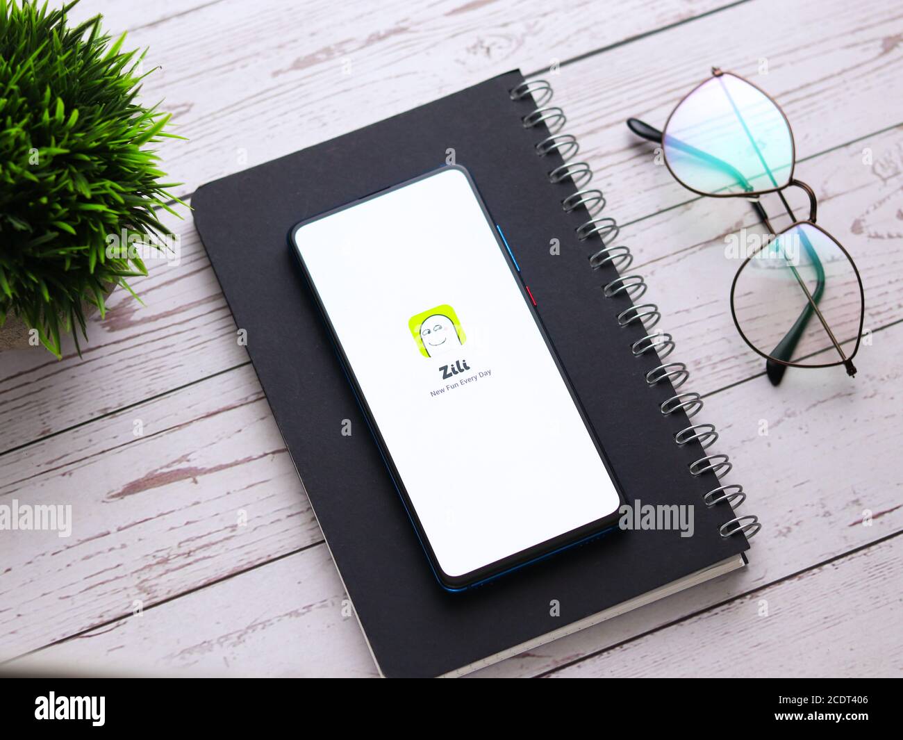 Zili logo hi-res stock photography and images - Alamy