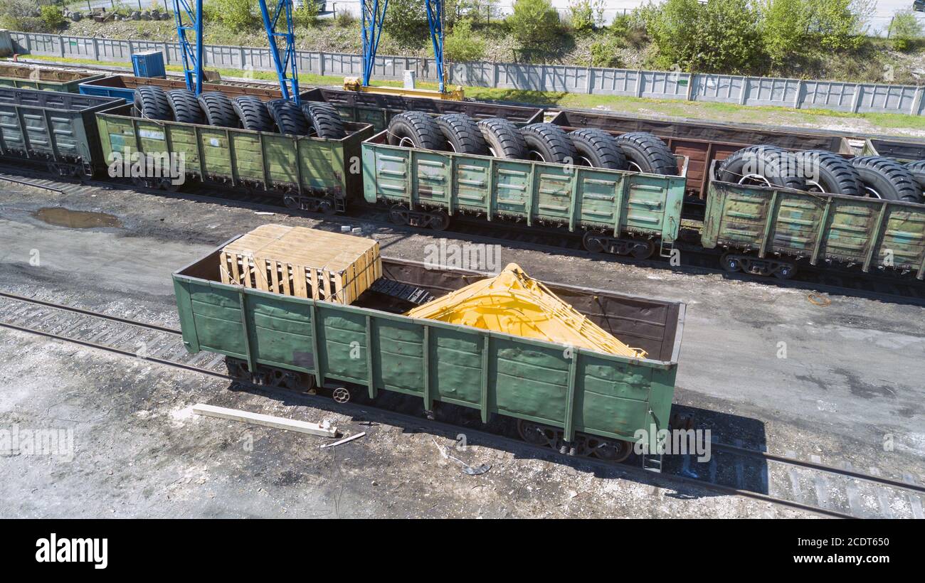 Freight trains on track hi-res stock photography and images - Alamy