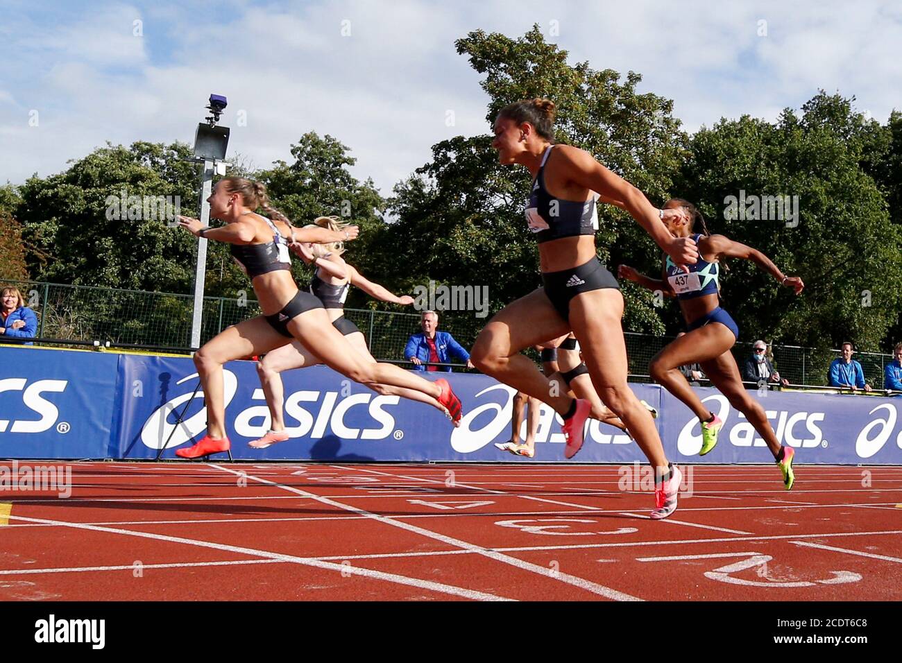 Utrecht, Netherlands. 29th Aug, 2020. UTRECHT, 29-08-2020, Atletiekbaan ...