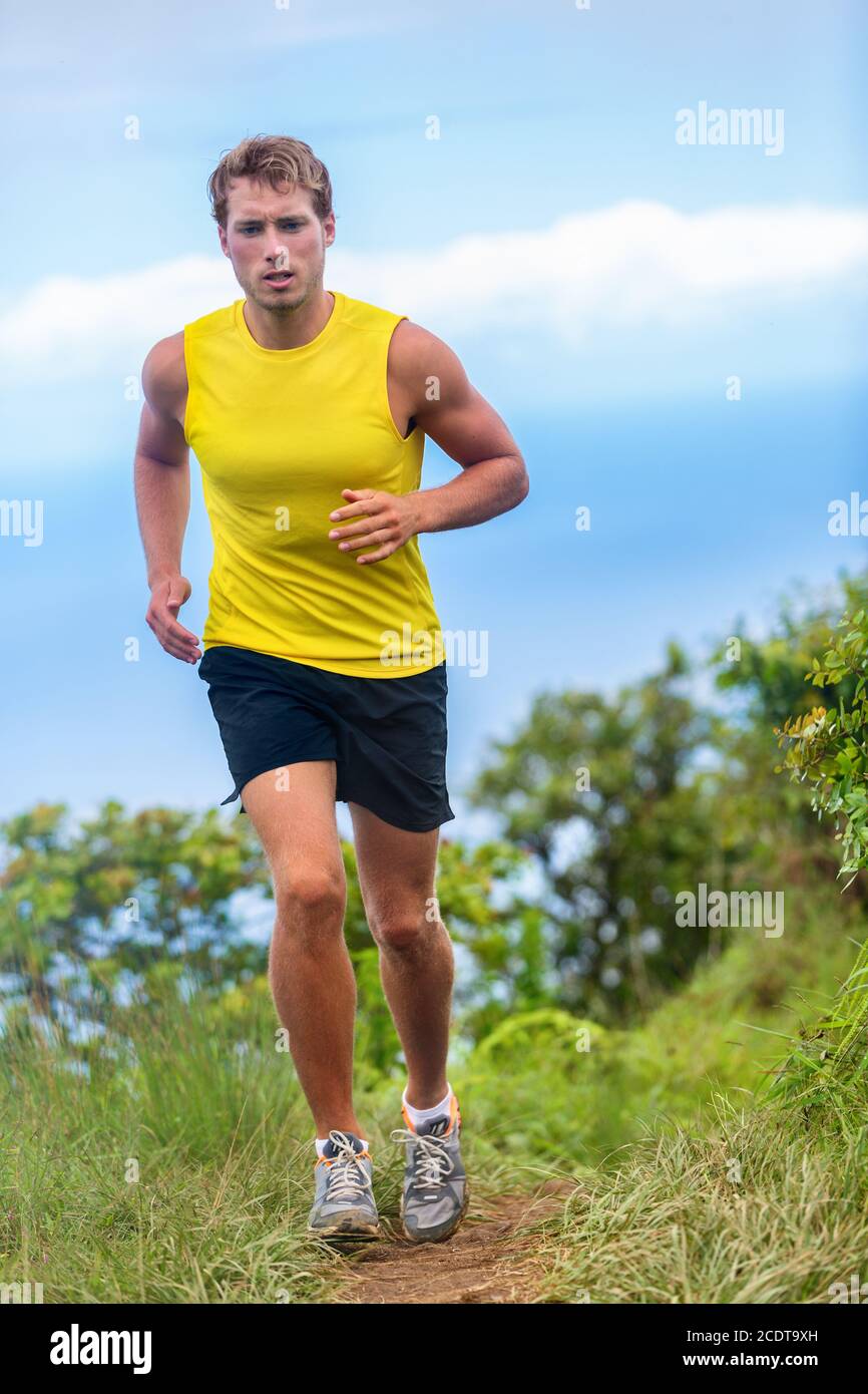 Ultra running mountains hi-res stock photography and images - Alamy