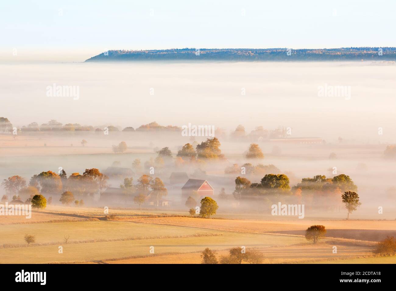 Morning colors hi-res stock photography and images - Alamy