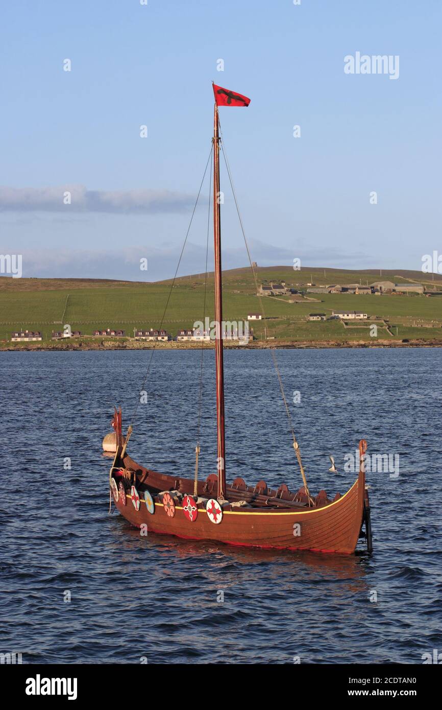 Vikingboat hi-res stock photography and images - Alamy
