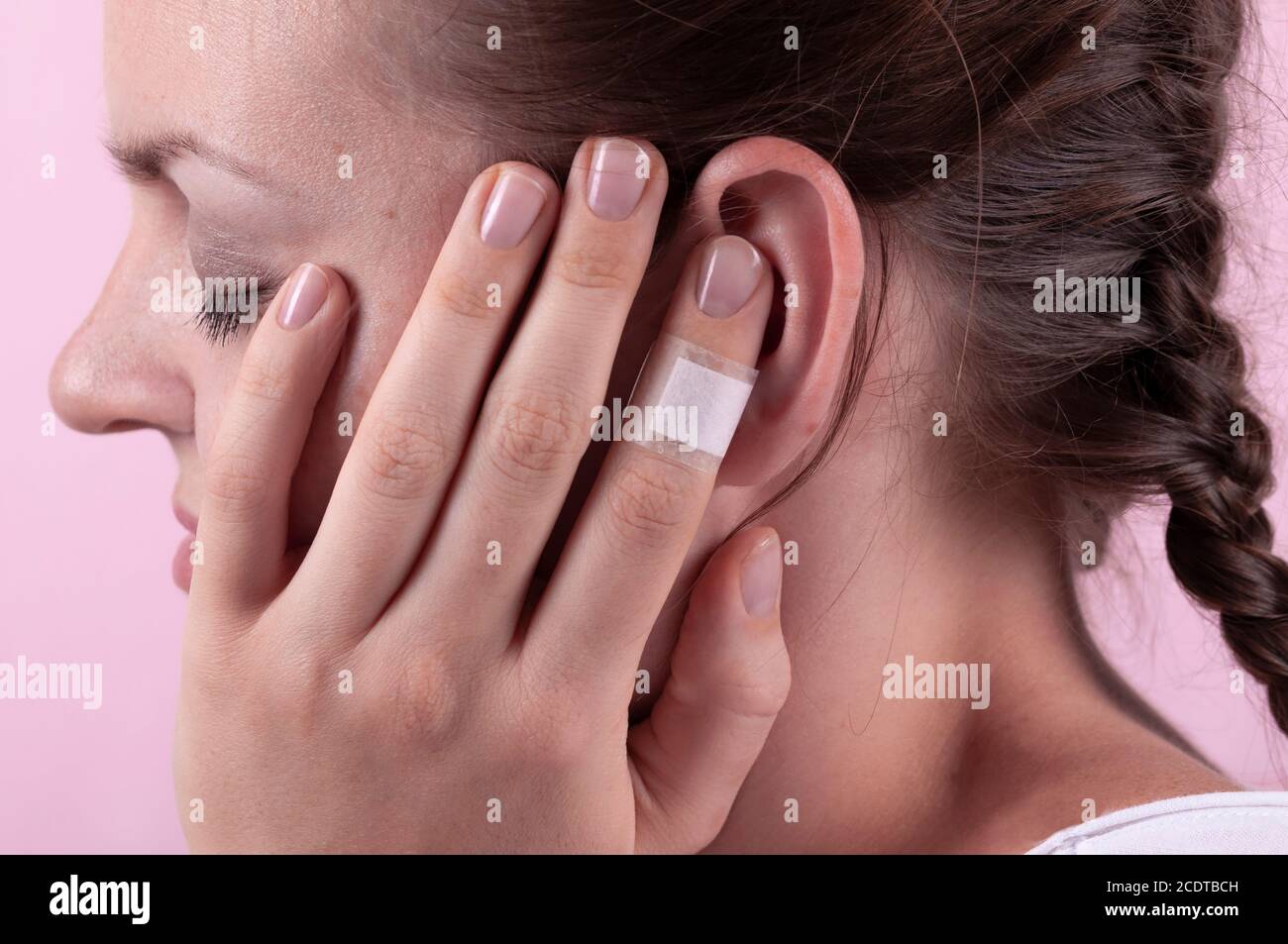 Wrist plaster hi-res stock photography and images - Alamy