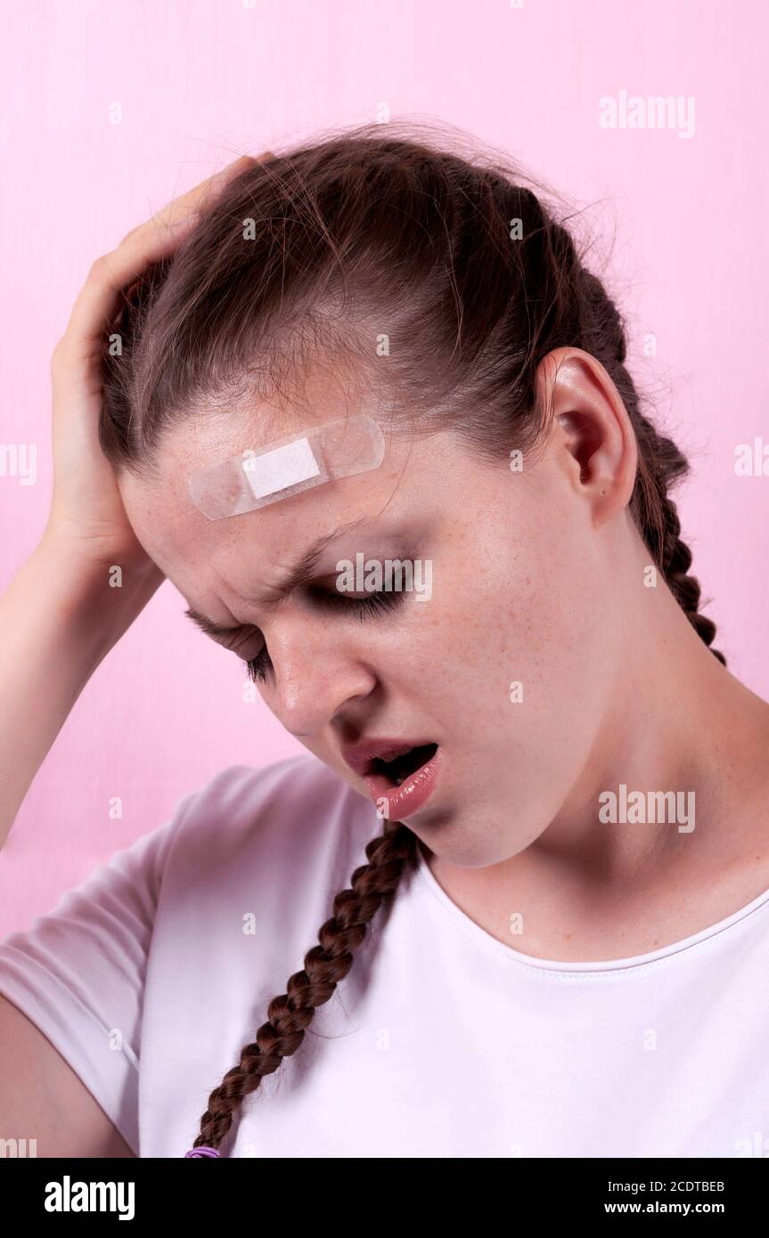 Long head wound hi-res stock photography and images - Alamy