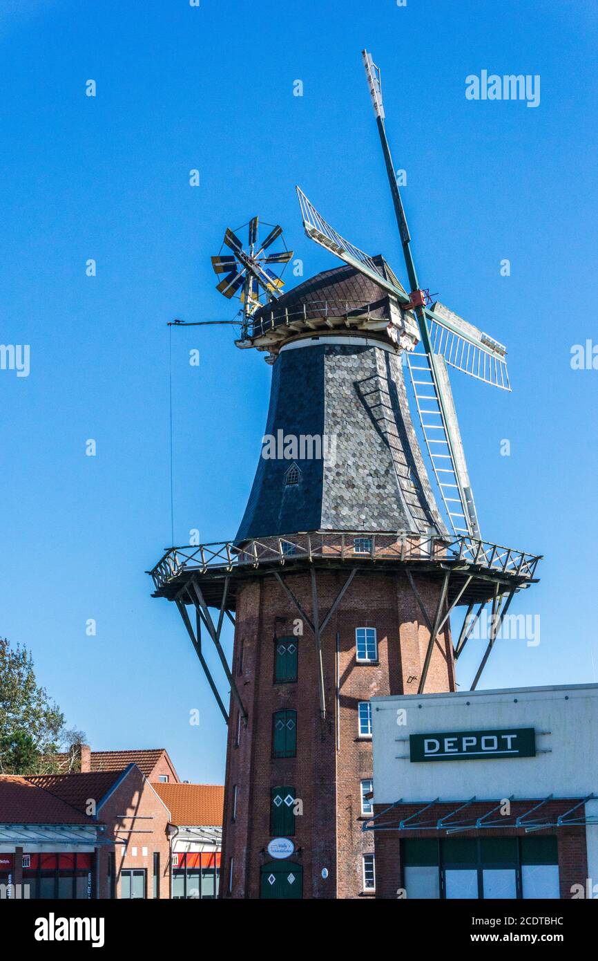Windmill at the north sea Stock Photo - Alamy