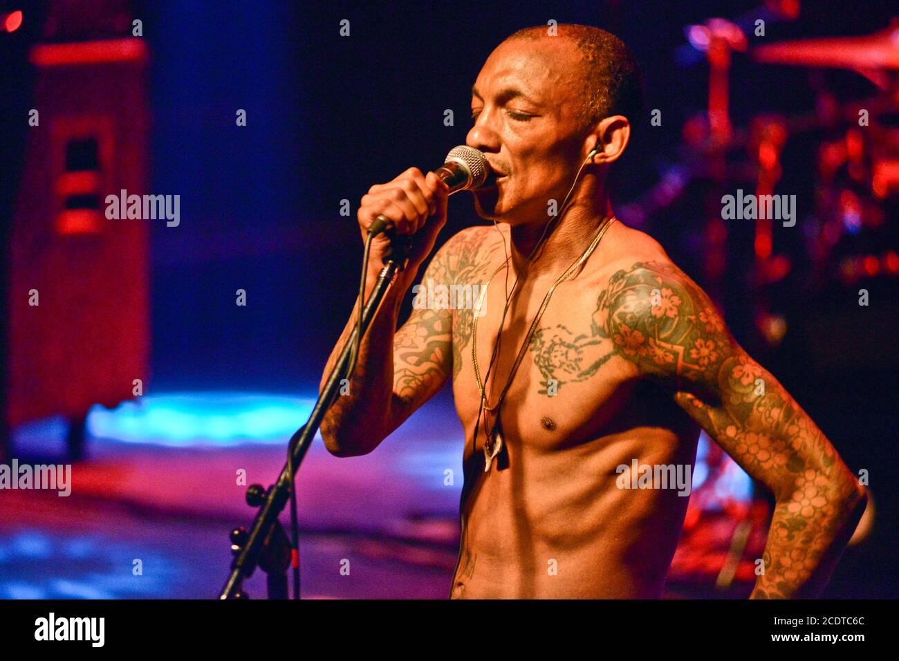 Tricky singer hi-res stock photography and images - Alamy