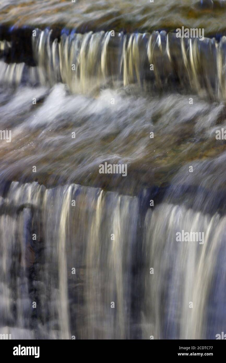Small river waterfall hi-res stock photography and images - Alamy
