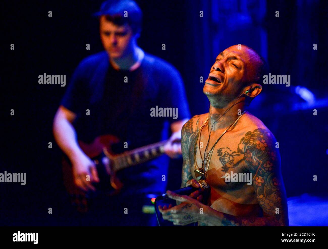 Tricky performing live Stock Photo - Alamy