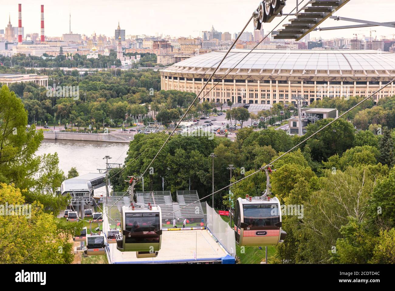 Moscow skyline hi hi-res stock photography and images - Alamy
