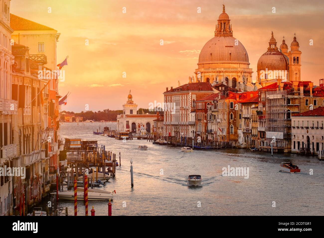 Getaway venice hi-res stock photography and images - Alamy