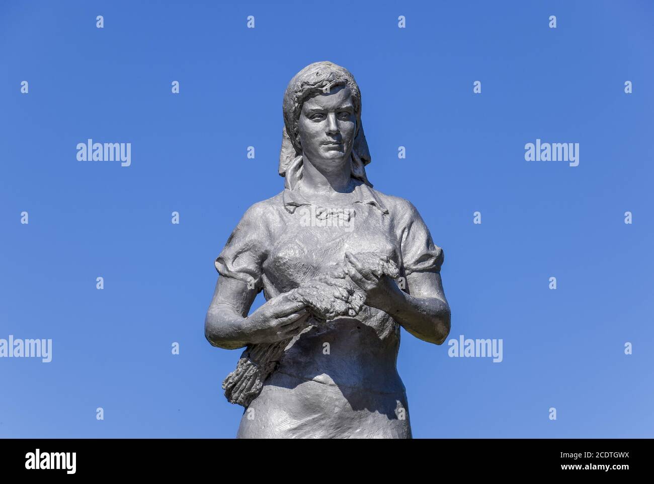 Farmer statue hi-res stock photography and images - Alamy