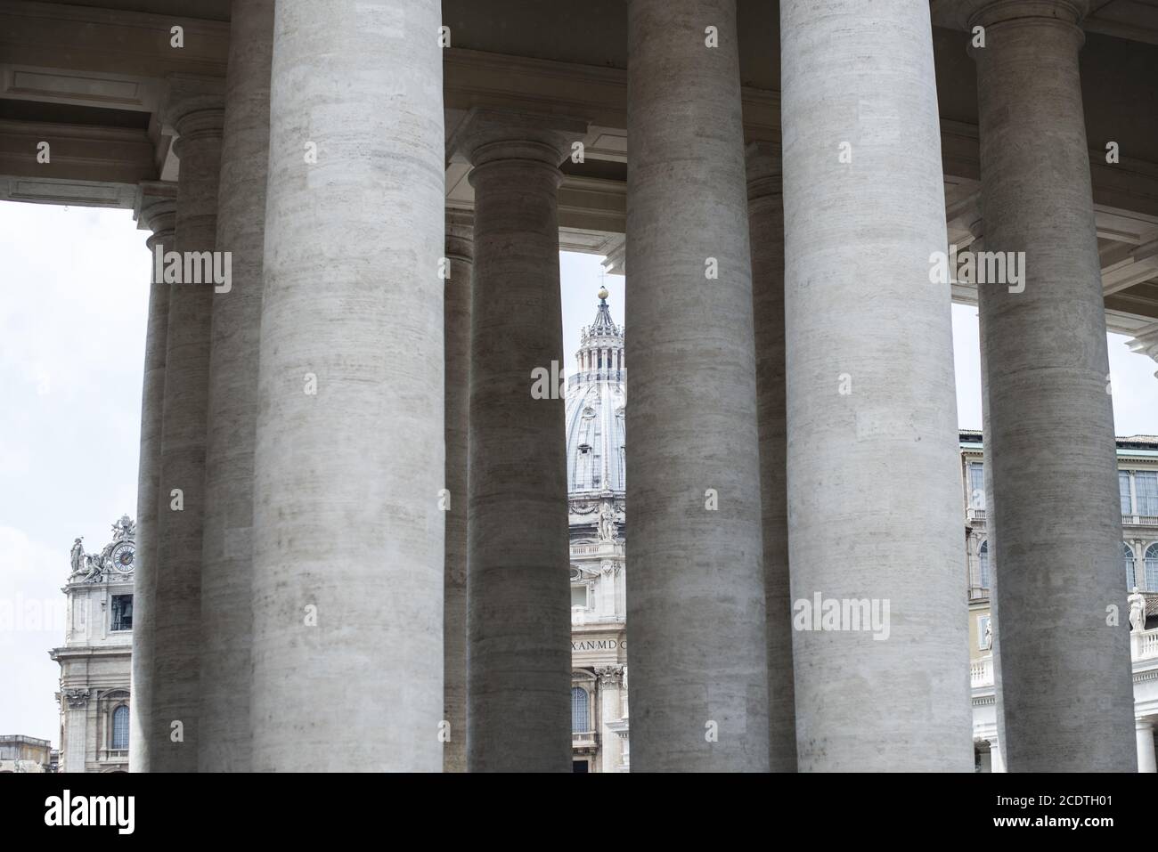 Italy, Rome, Vatican, St. Peter's Square, colonnade Stock Photo - Alamy
