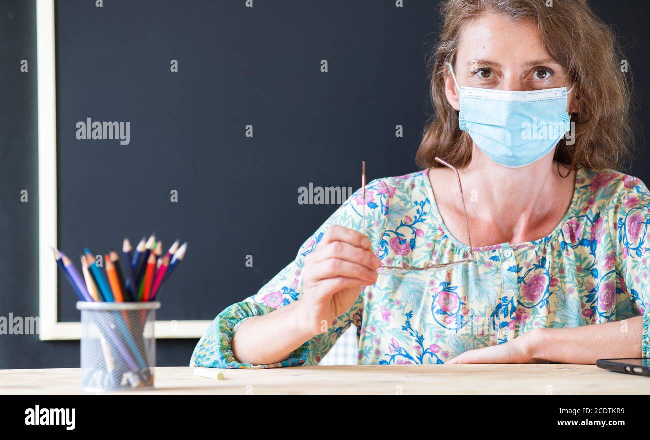 teacher wearing face mask back to school during covid pandemics Stock ...