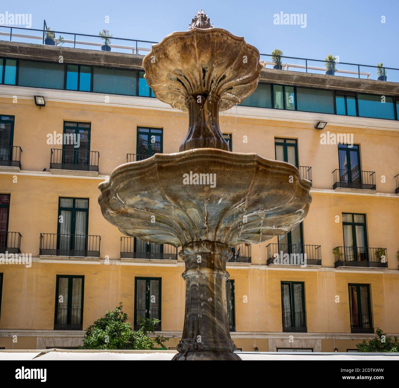 Malaga fountain hi-res stock photography and images - Alamy