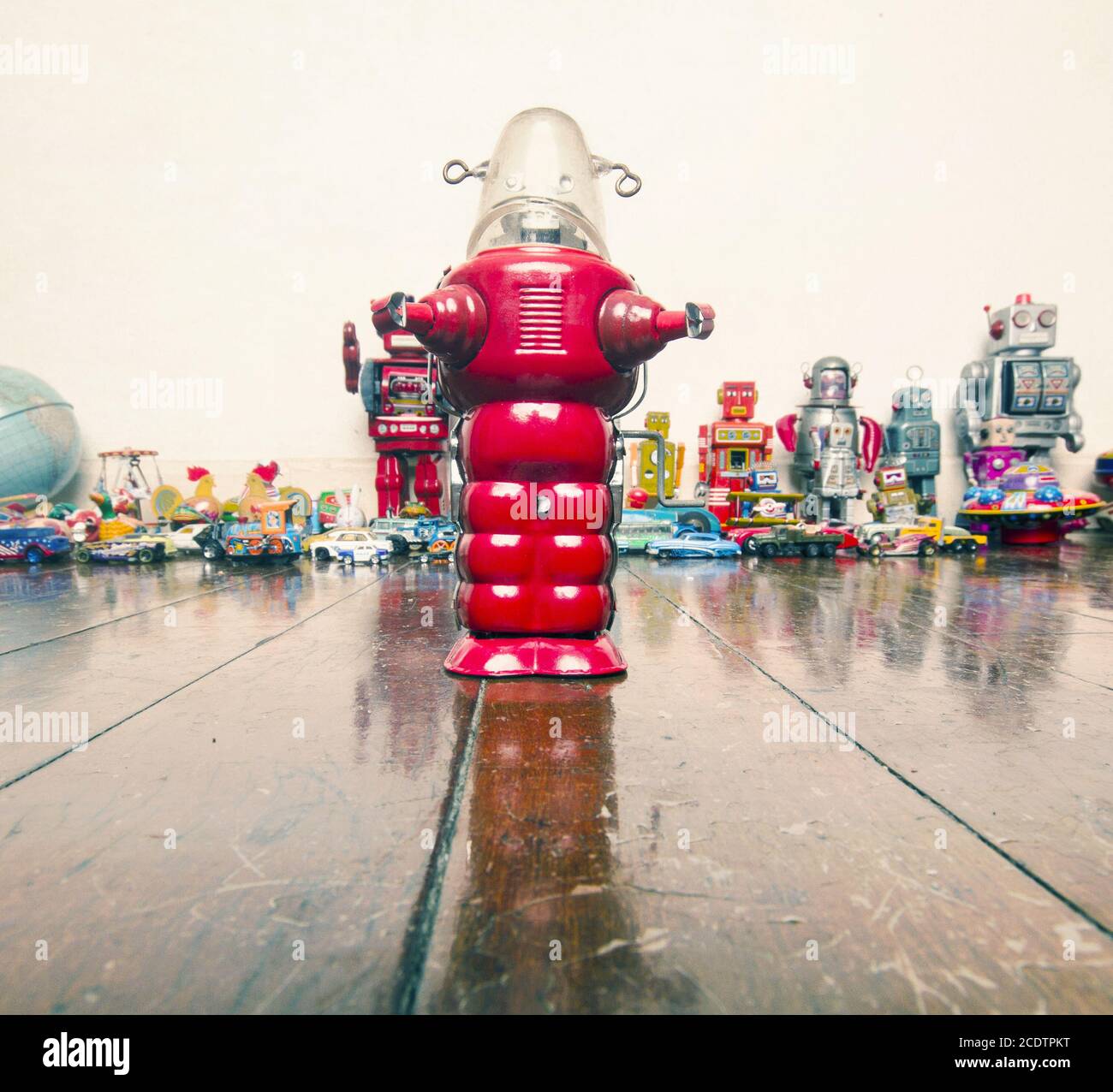 Vintage toys hi-res stock photography and images - Alamy
