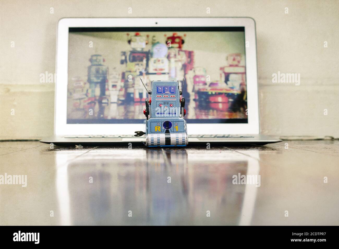Event robots hi-res stock photography and images - Alamy