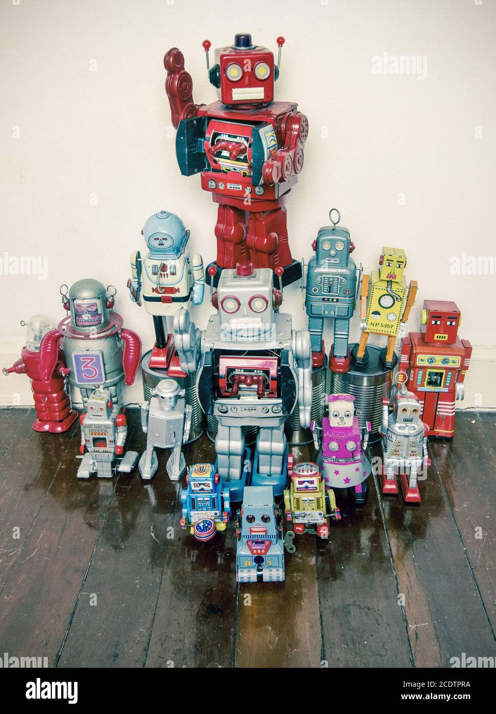 Family hierarchy hi-res stock photography and images - Alamy