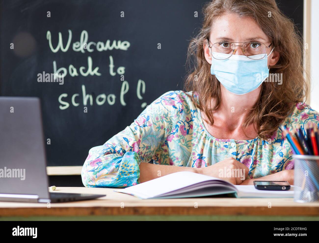teacher wearing face mask back to school during covid pandemics Stock ...