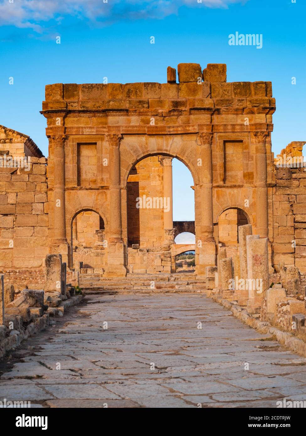 Roman tunisia hi-res stock photography and images - Alamy