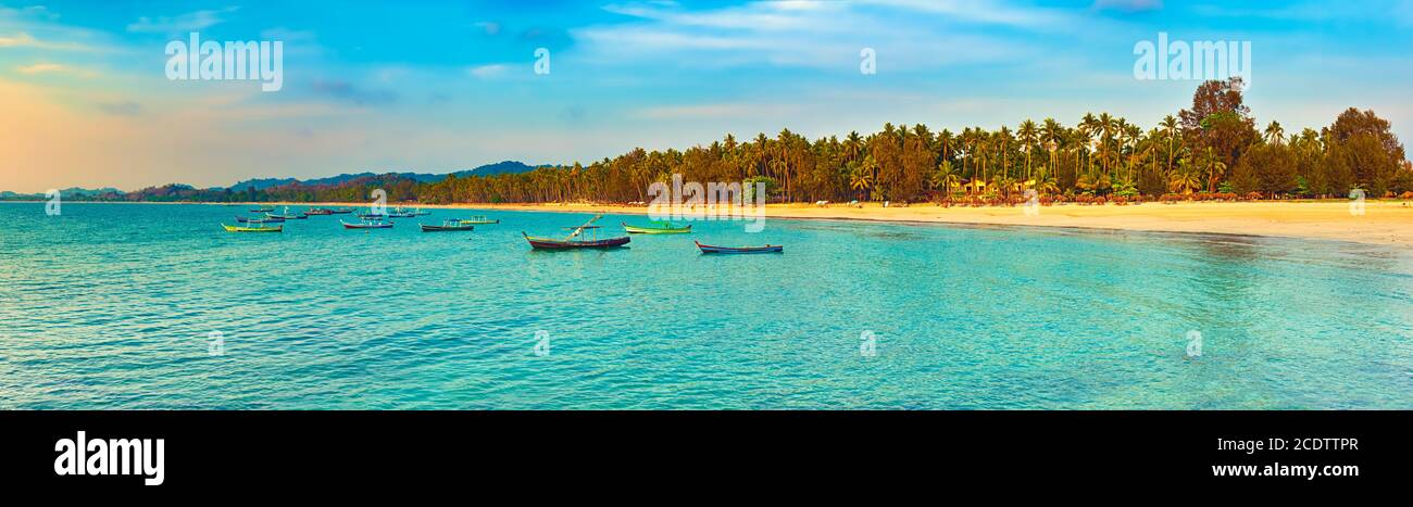 High resolution sea hi-res stock photography and images - Alamy