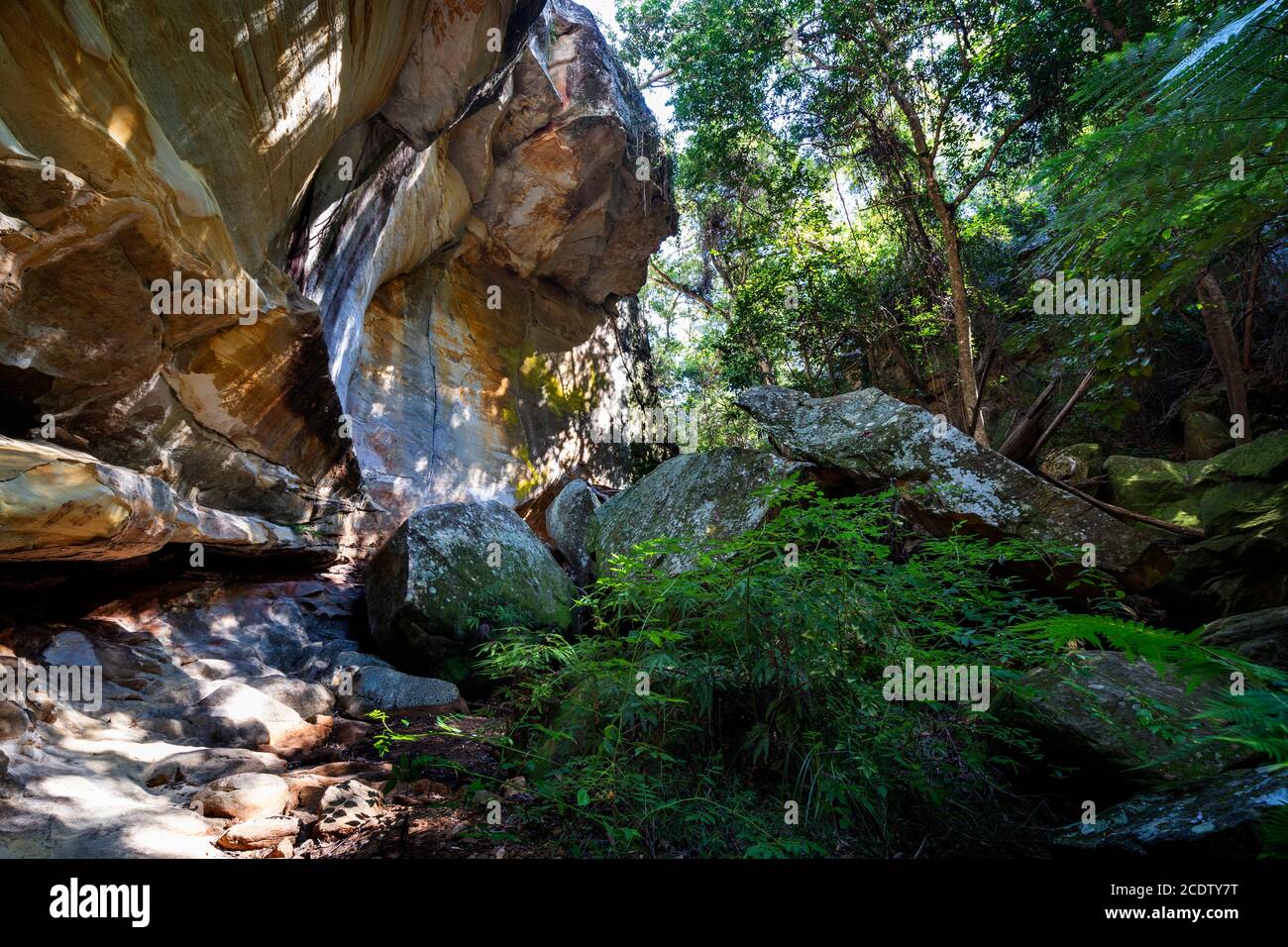 Sheltered gorge at the Overhang Cania Gorge National Park, Queensland ...