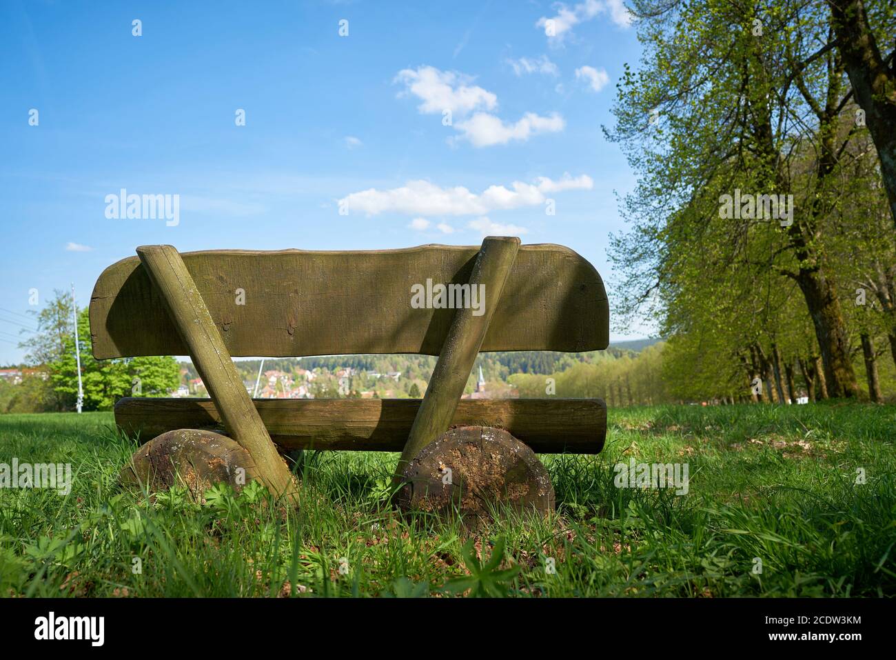 Bench hiking trail hi-res stock photography and images - Alamy