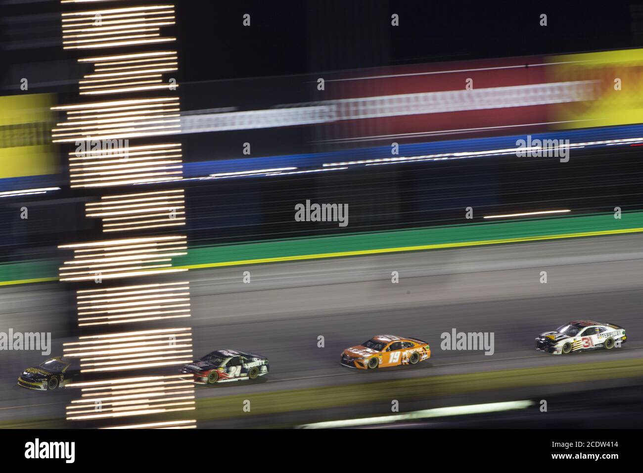 Quaker state 400 hi-res stock photography and images - Alamy
