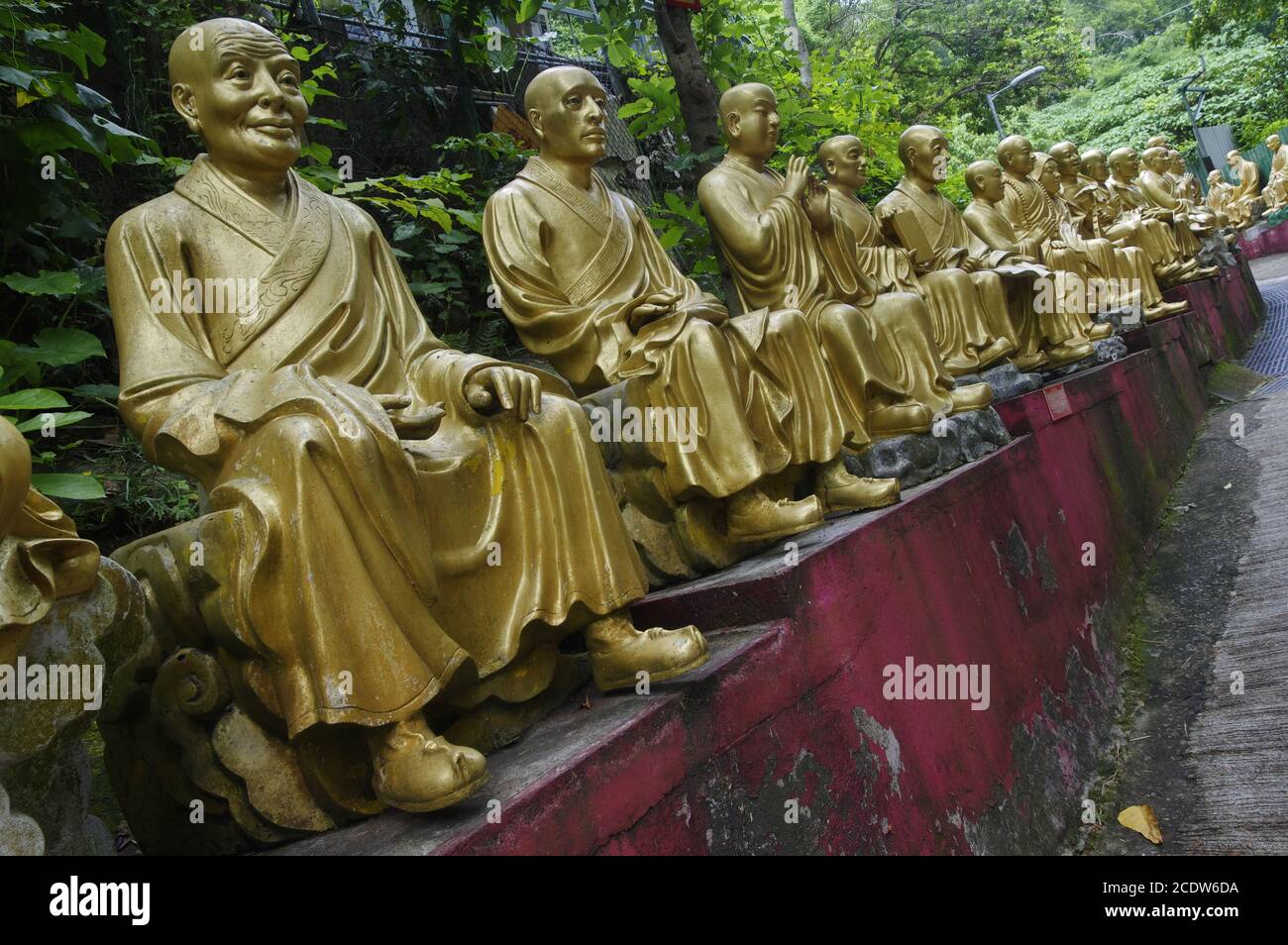 Tenthousandbuddhas hi-res stock photography and images - Alamy