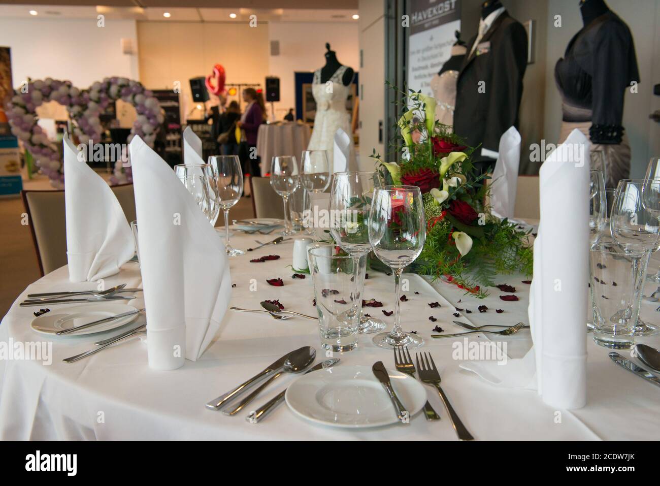 Fair symbol hi-res stock photography and images - Alamy