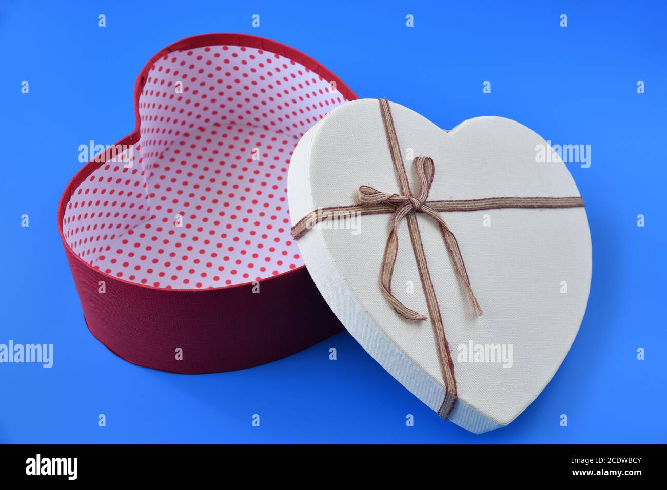 Empty heart hi-res stock photography and images - Alamy
