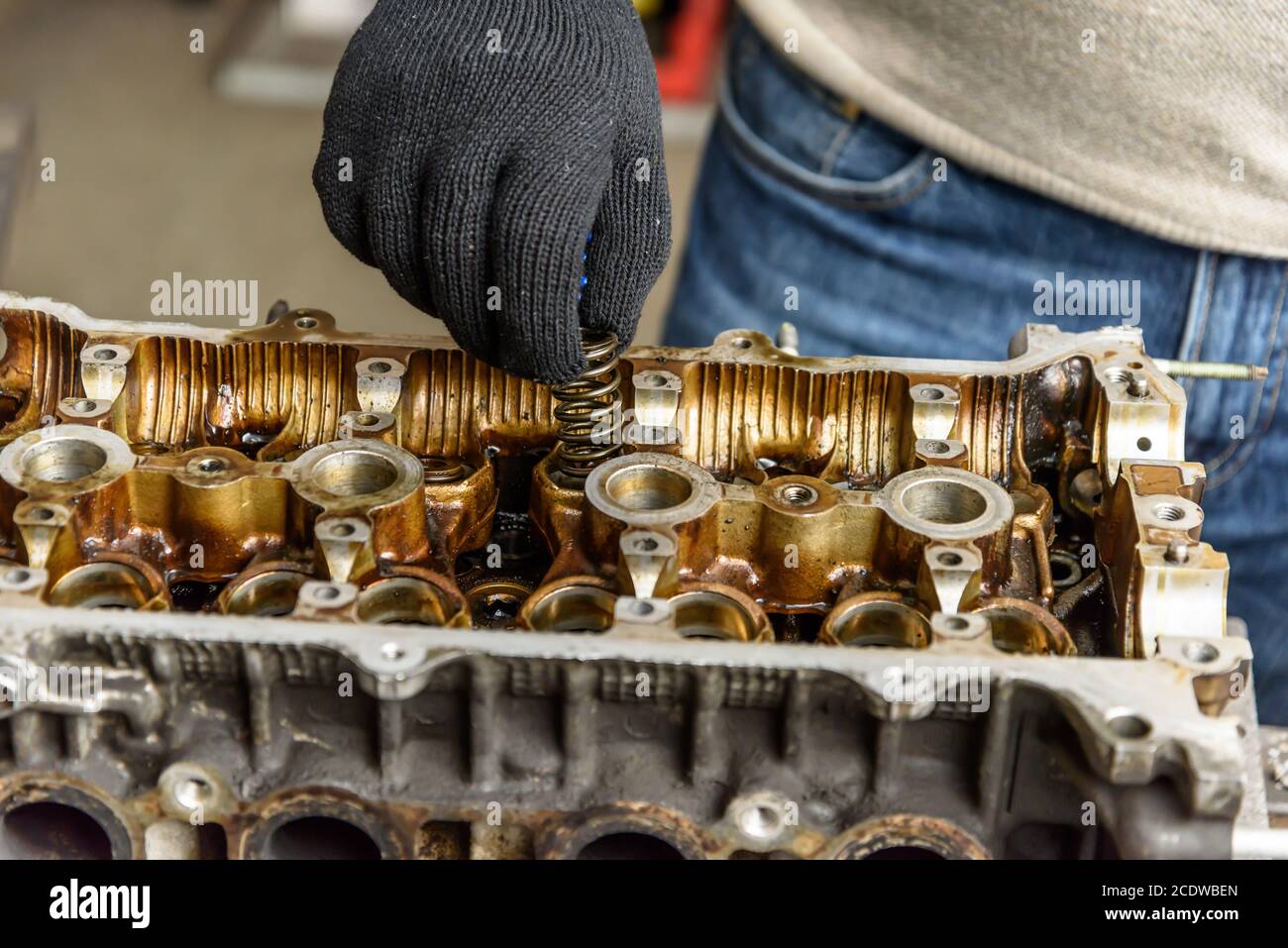 Engine repair hi-res stock photography and images - Alamy