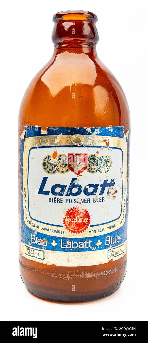 Vintage Labatt beer bottle Stock Photo - Alamy