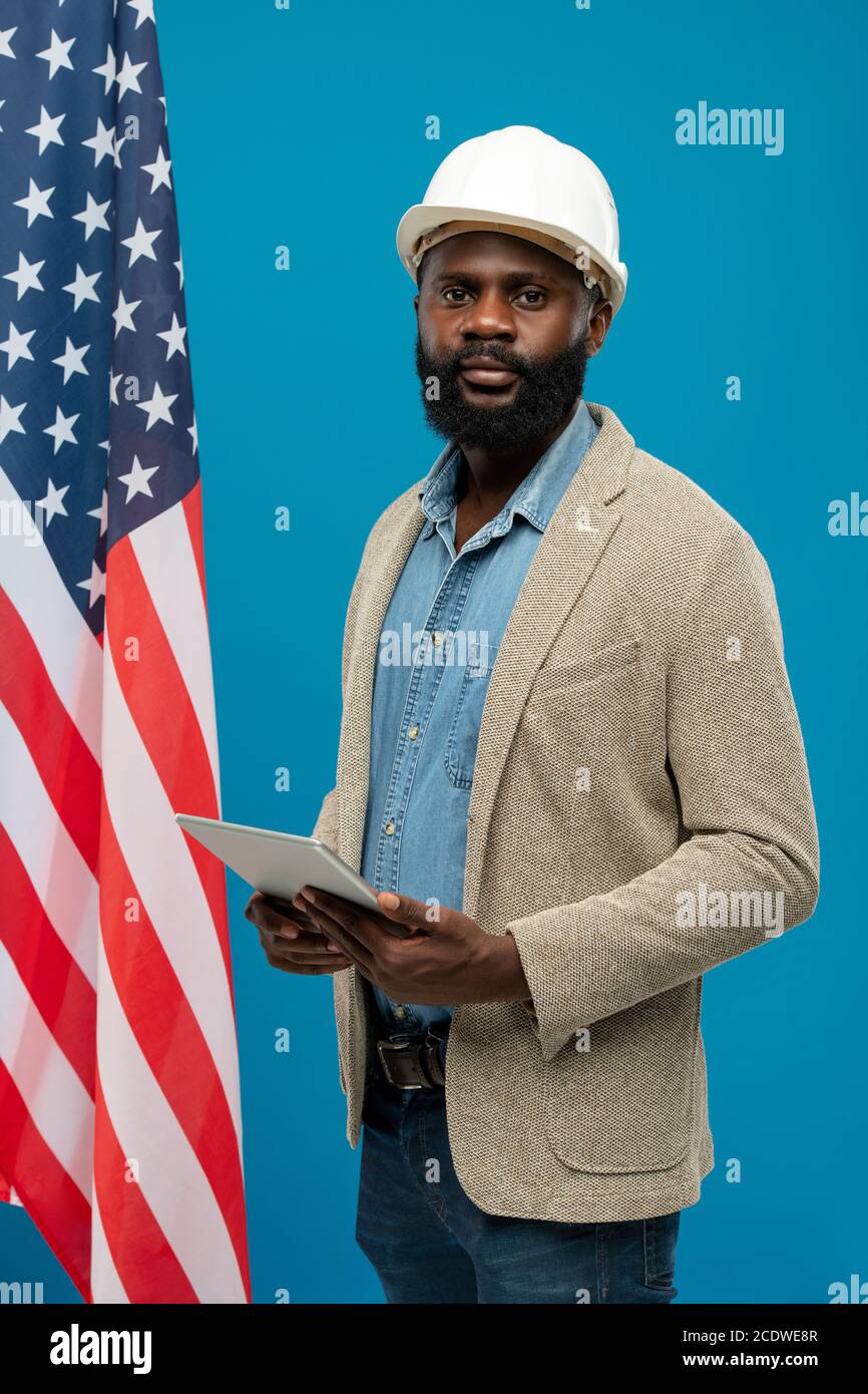 African american engineer hi-res stock photography and images - Alamy