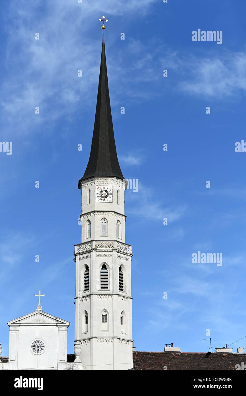 Michaelerkirche hi-res stock photography and images - Alamy
