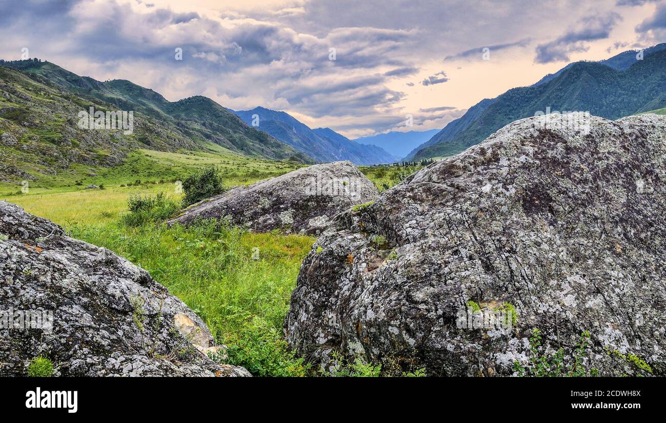Scattered landscape hi-res stock photography and images - Alamy