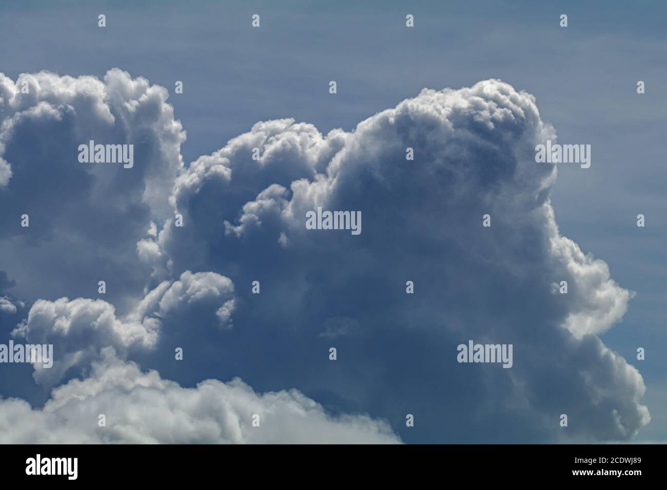 Cumulus and stratocumulus hi-res stock photography and images - Alamy