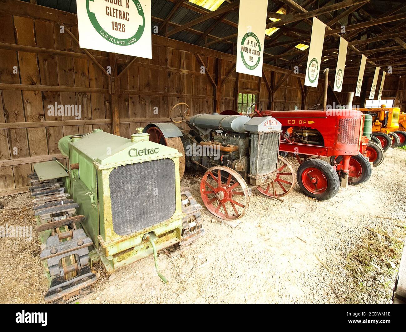 Antique tractor wheel hi-res stock photography and images - Alamy