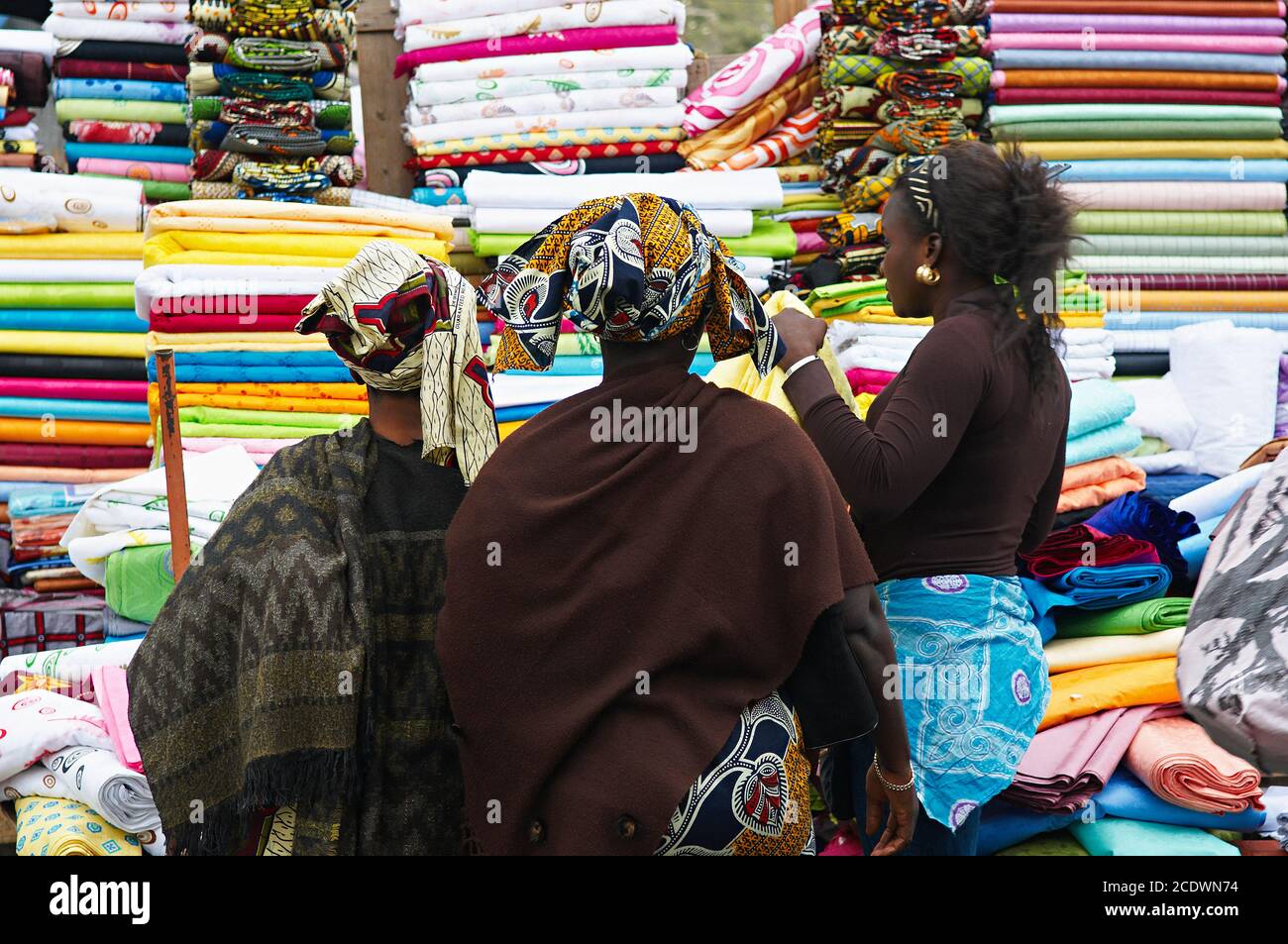 Senegal. Dakar. Street market around Sandaga market Stock Photo - Alamy