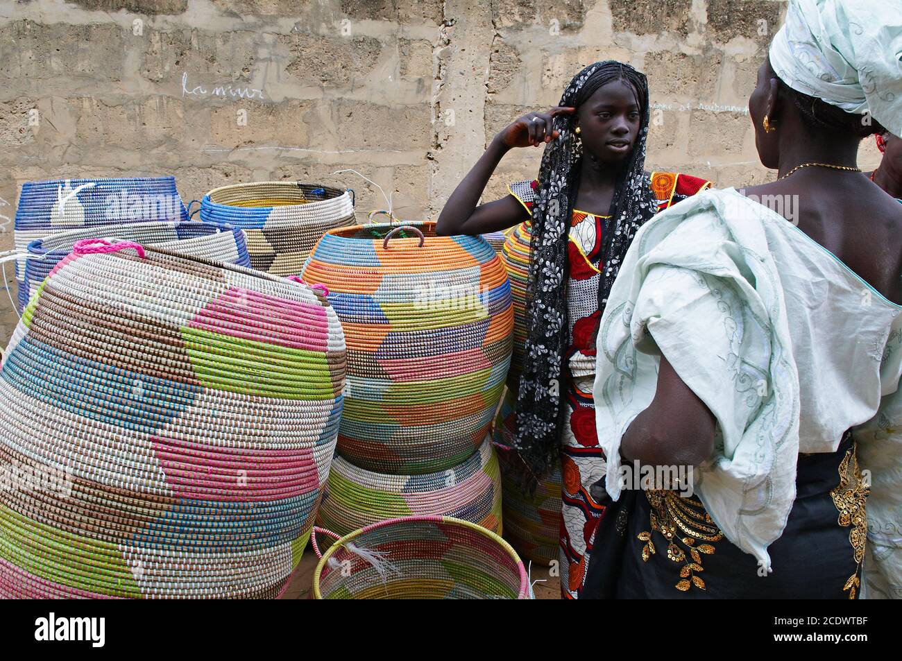 Senegal thies basket hi-res stock photography and images - Alamy