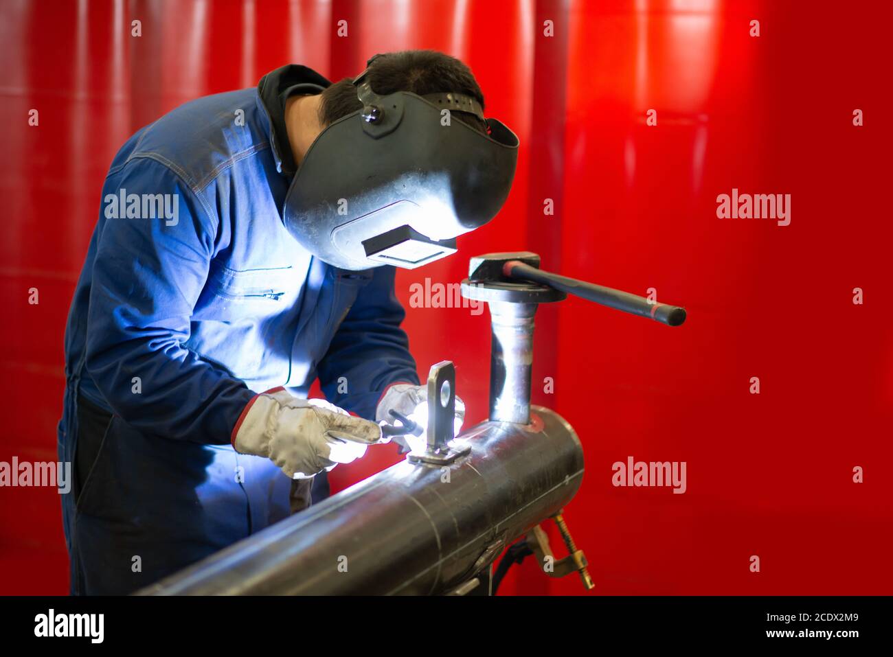 Fabrication facility hi-res stock photography and images - Alamy