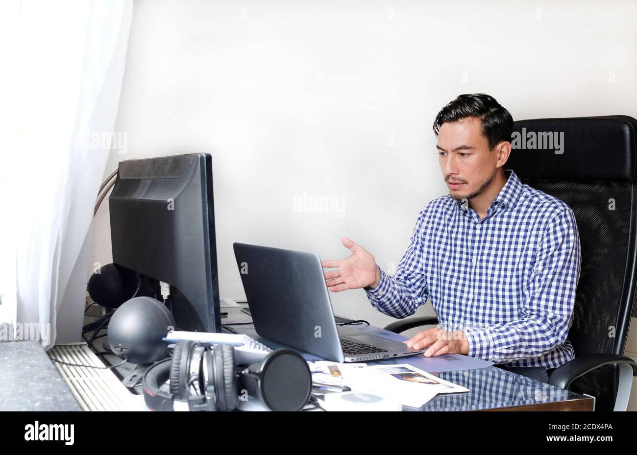 Confused look hi-res stock photography and images - Alamy