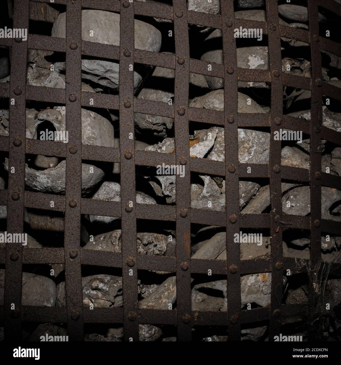 Bone house closed 15th century hi-res stock photography and images - Alamy