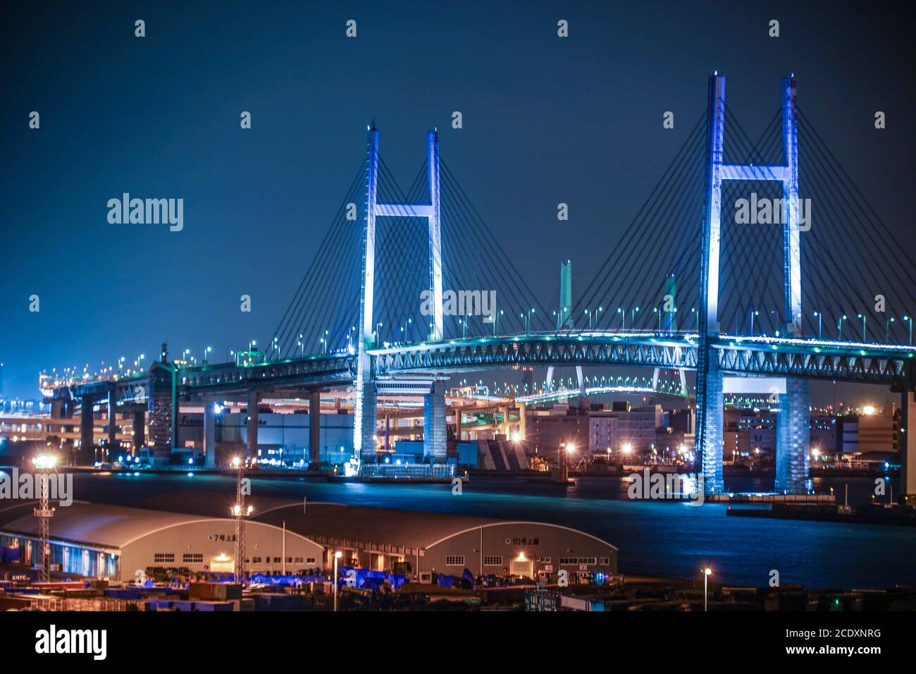 Yokohama Bay Bridge from the hill park with views of the harbor Stock ...