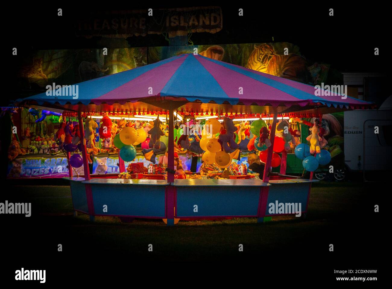 Funfair prizes hi-res stock photography and images - Alamy