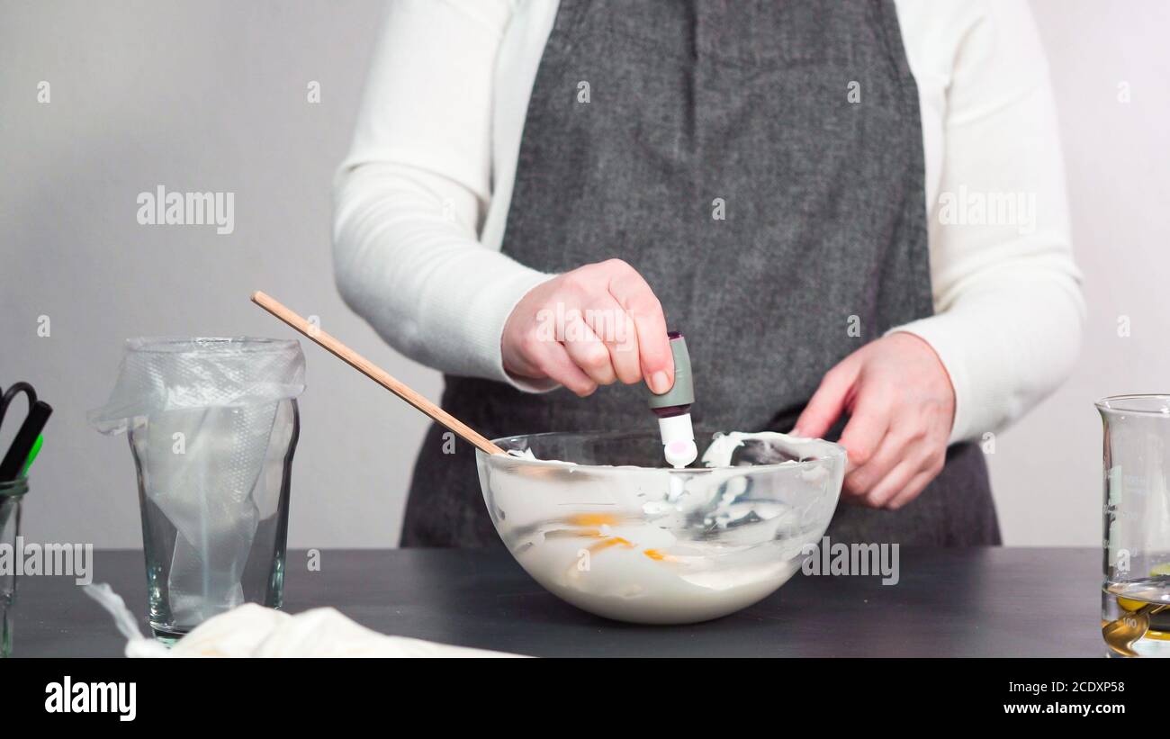 Mixing in food coloring royal hi-res stock photography and images - Alamy