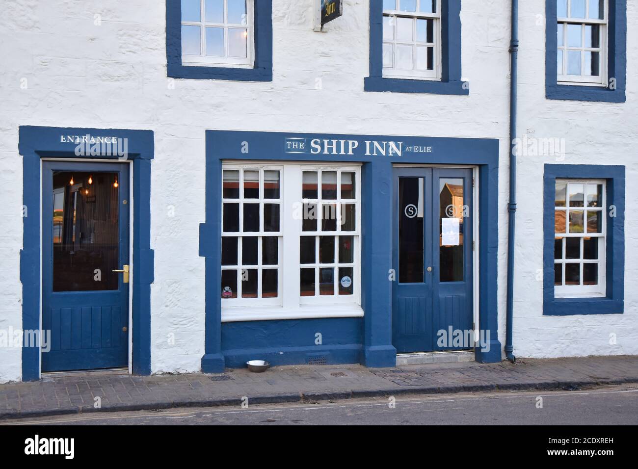 Exterior of The Ship Inn in Elie, East Neuk of Fife, Scotland. This is ...